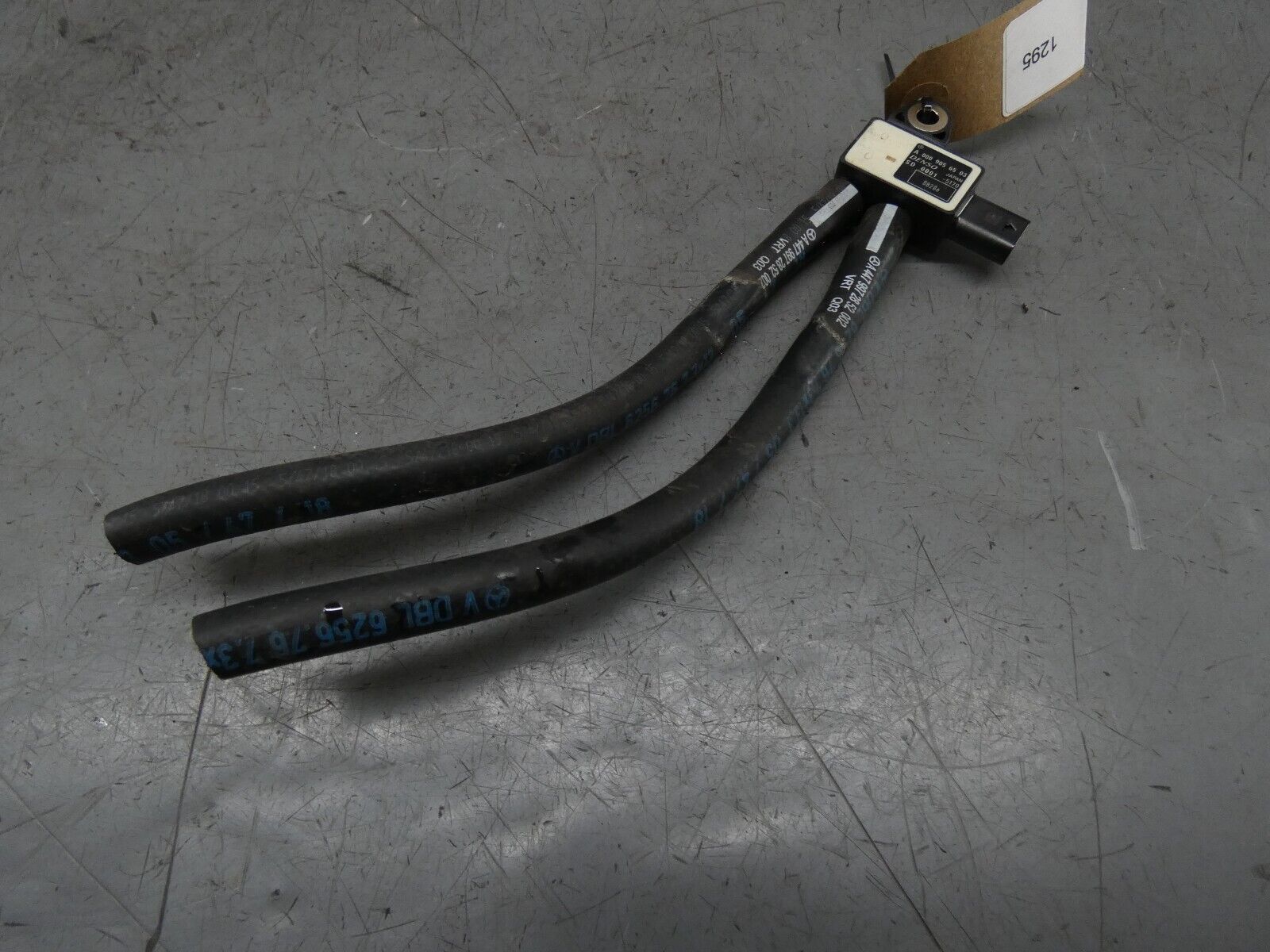 Mercedes Benz Vito DPF Pressure Sensor 2.1 2019 - DENSO - A0009056503 ...