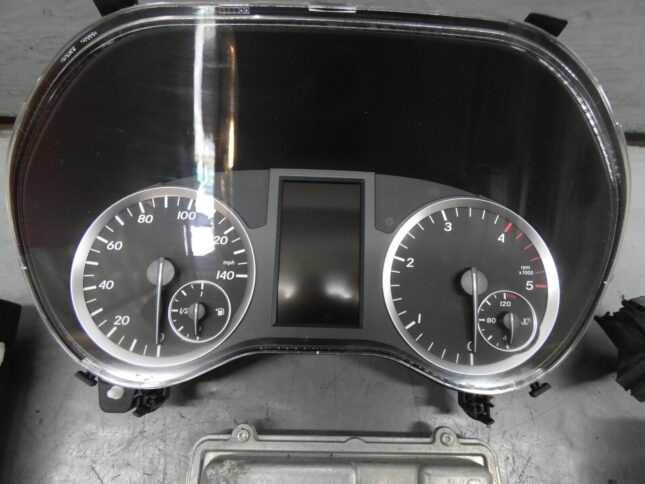 Mercedes Benz Vito ECU & Lock Set c/w Speedo 2.1 2019 - BOSCH ...