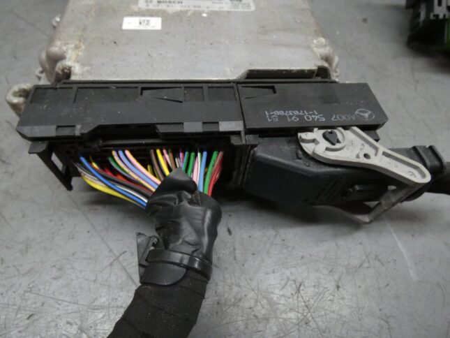 Mercedes Benz Vito ECU & Lock Set c/w Speedo 2.1 2019 - BOSCH ...