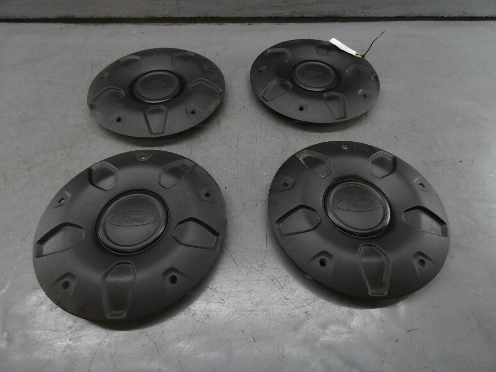 Ford Transit Custom Wheel Centre Cap Caps 2.0TDCI 2023 (SET OF FOUR ...