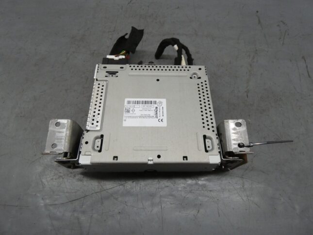 Renault Captur Radio Stereo Head Unit 1.5DCI 2019 (Code Unknown ...