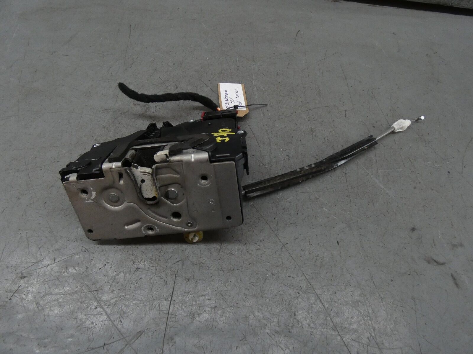 Vauxhall Movano Drivers Offside Front Door Lock Latch Motor 2022 ...