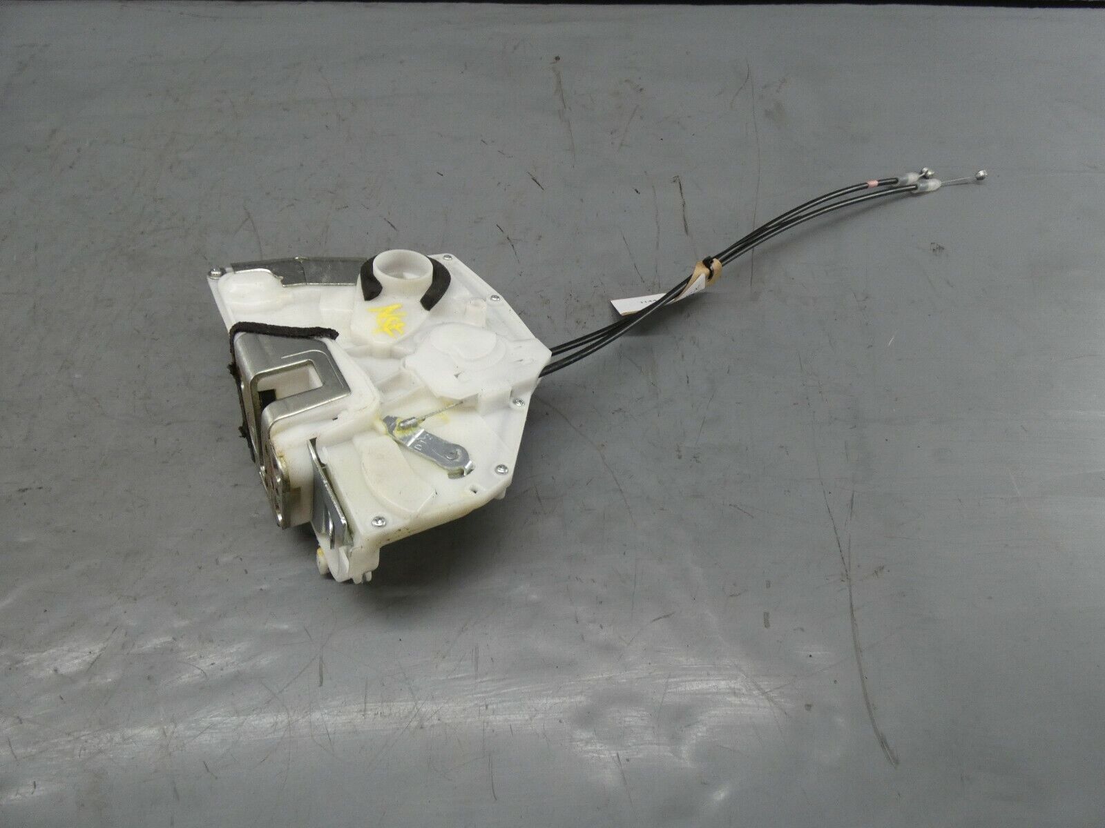Suzuki Swift Passenger Nearside Front Door Lock Latch Motor 5dr 1.2 16v ...