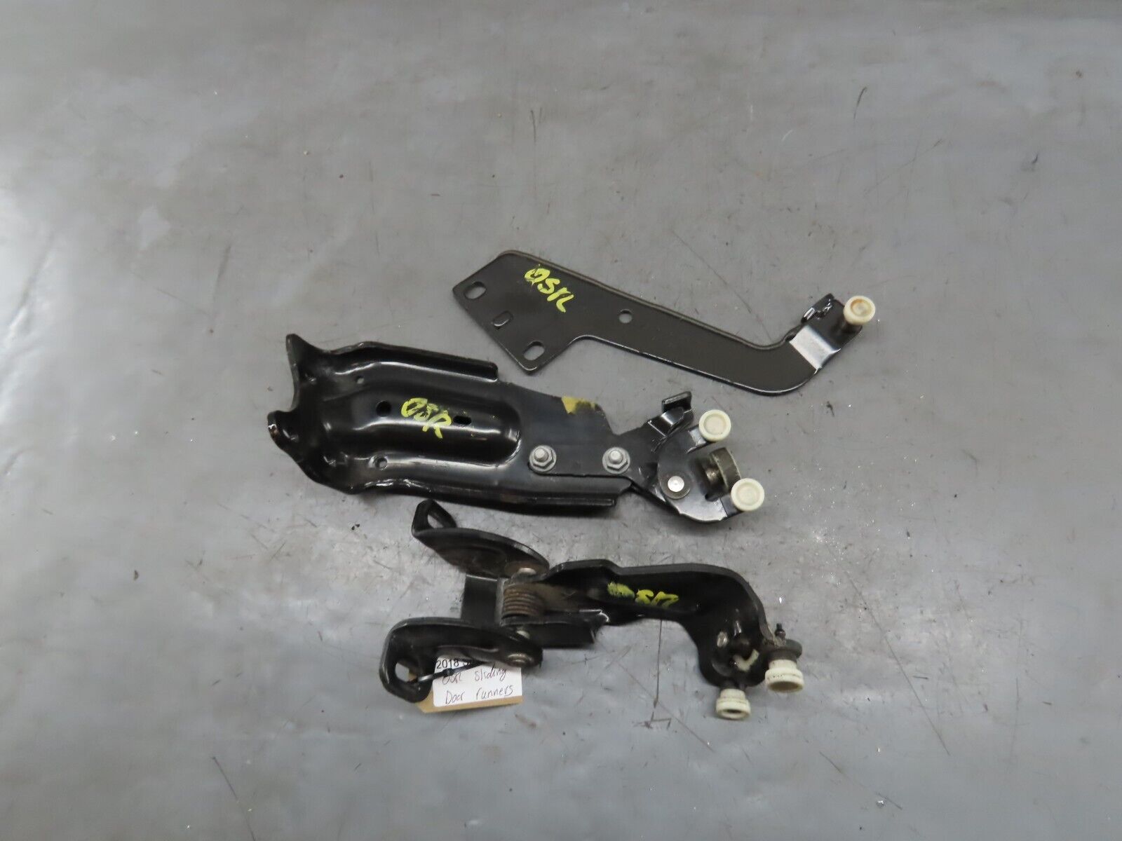 VW Volkswagen Sharan Drivers Offside Side Sliding Door Runners 2.0TDI ...