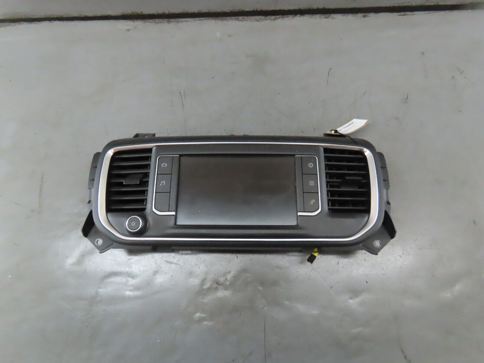 Citroen Dispatch Radio Stereo Display Screen & Controls 1.5HDI 2021 ...