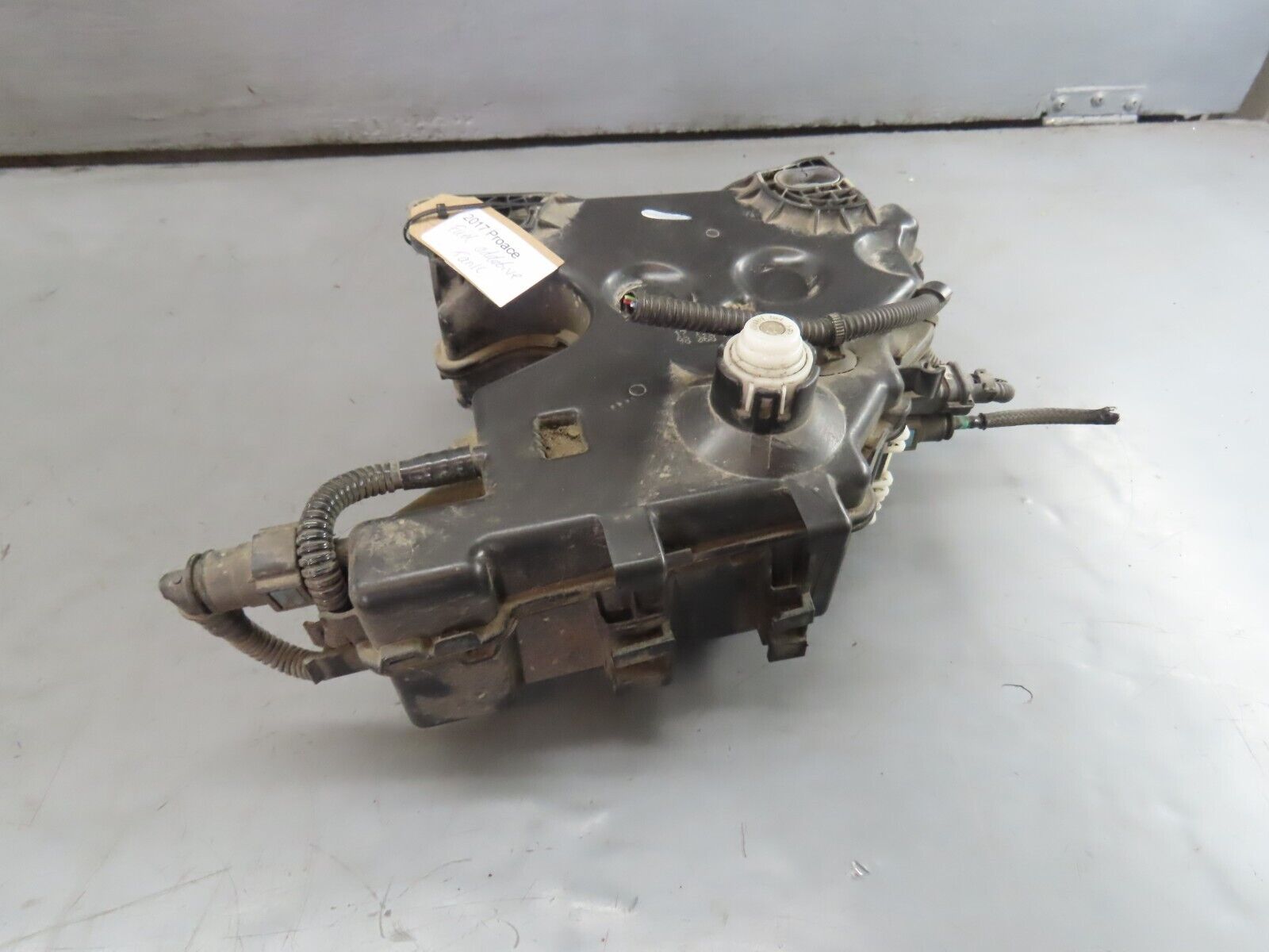 Toyota Proace Fuel Additive Tank 1.6HDI 2017 - 982683268002 - Chrispin ...