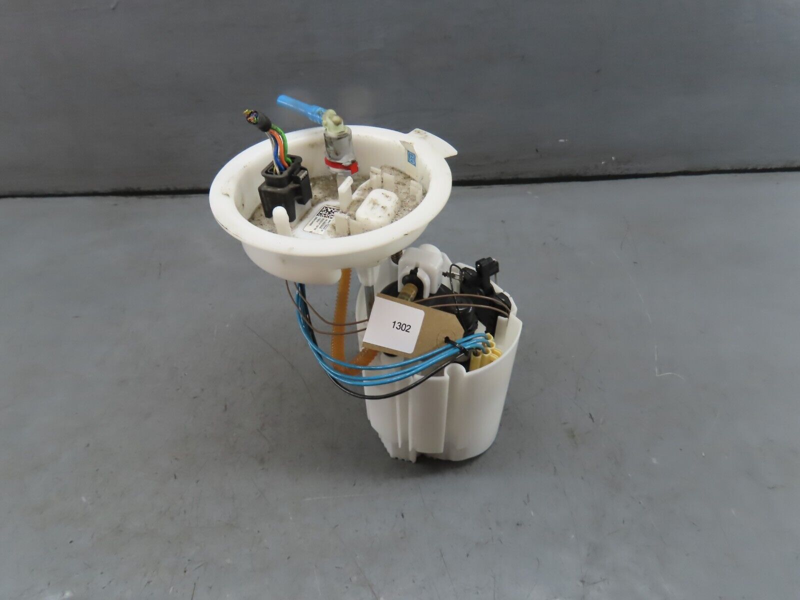 Mini Countryman Petrol Fuel Pump 5dr 1.5 12v 2019 - 7300465 - Chrispin ...