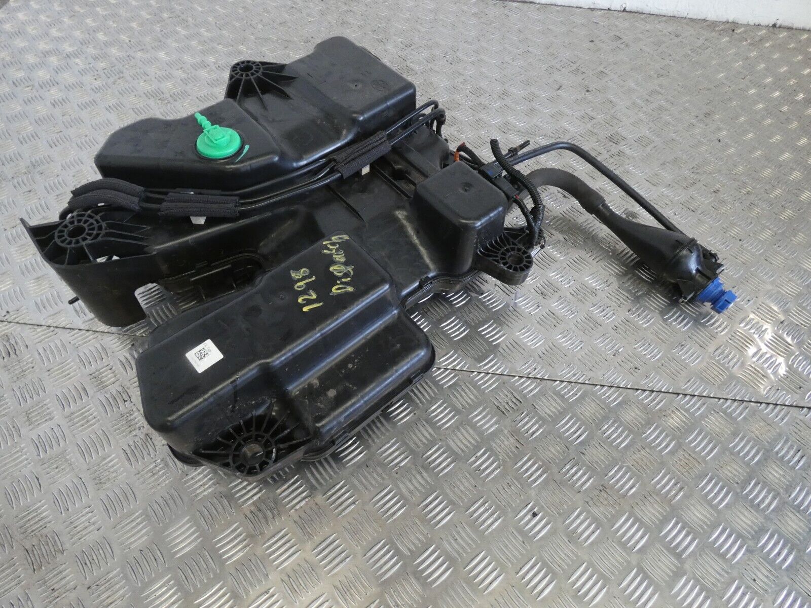 Citroen Dispatch Adblue Tank with Pump 1.5HDI 2021 - 4099016 - Chrispin ...