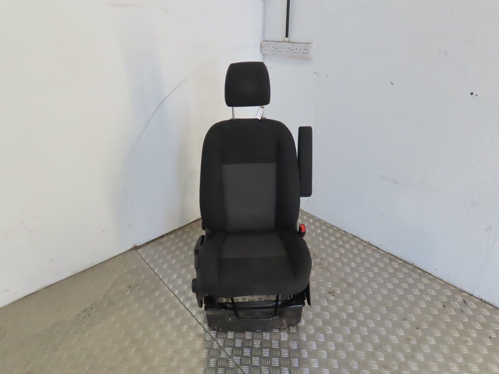 Ford Transit Custom Drivers Offside Front Seat 2.0TDCI 2021 - Chrispin ...