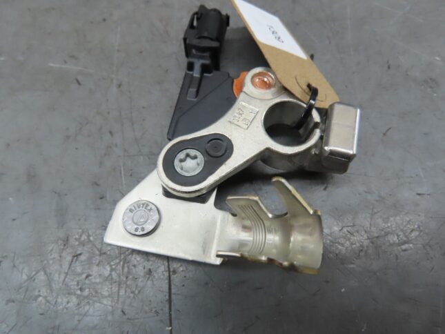 2021 Ford Transit Battery Terminal Images