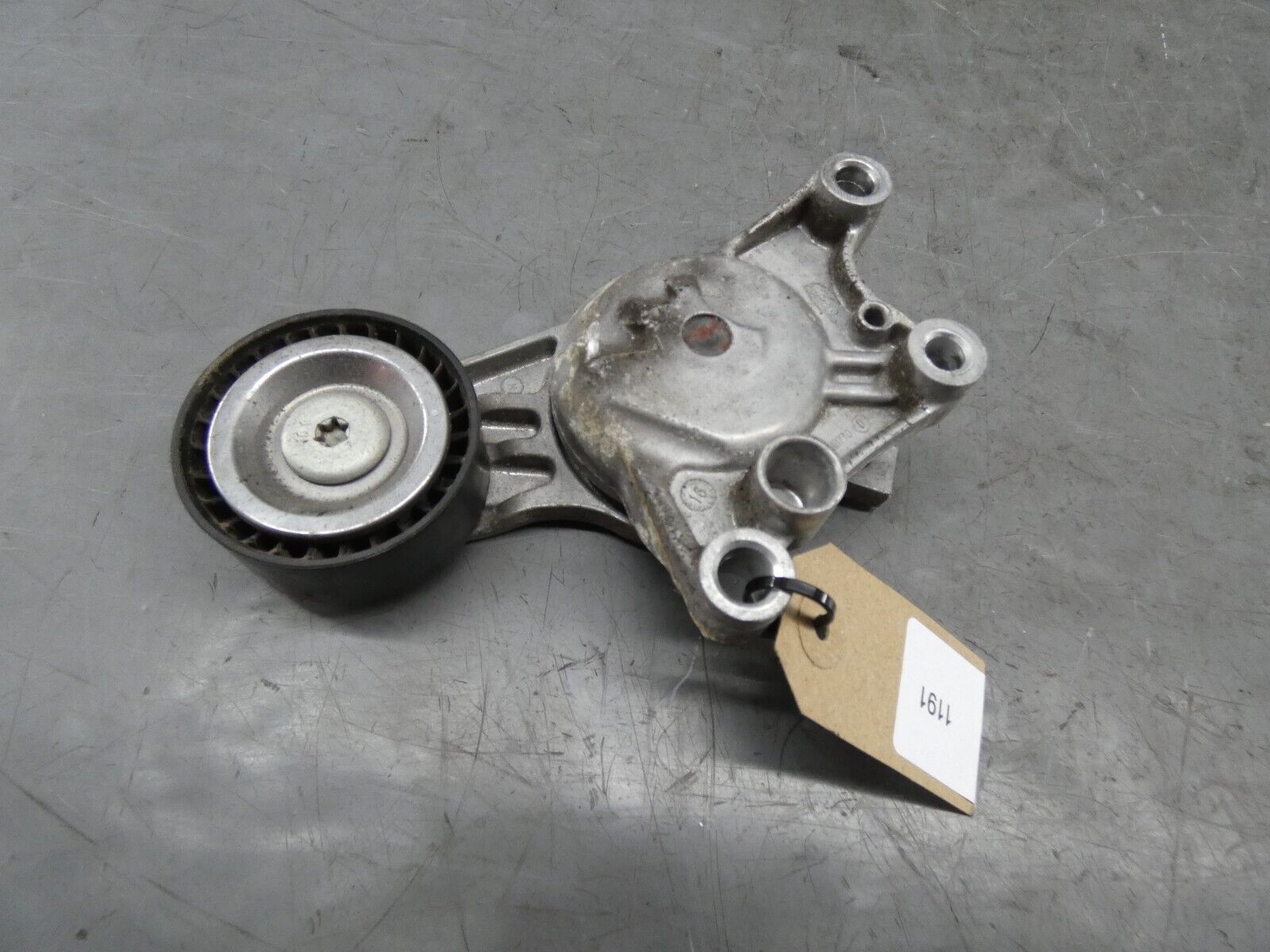 Peugeot 208 Alternator Belt Tensioner Pully Pulley 1.6HDI 5dr 2017 ...