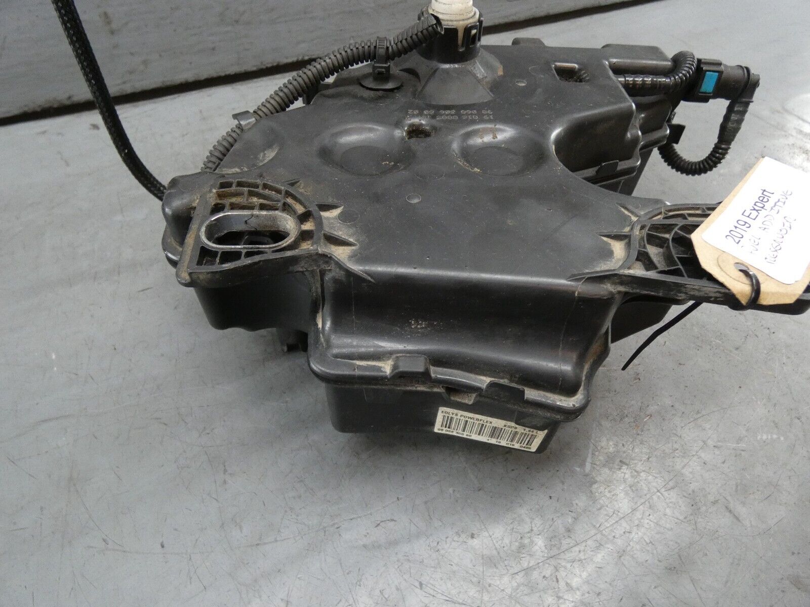 Peugeot Expert Fuel Additive Tank 1.6HDI 2019 - 9806830680 - Chrispin's ...