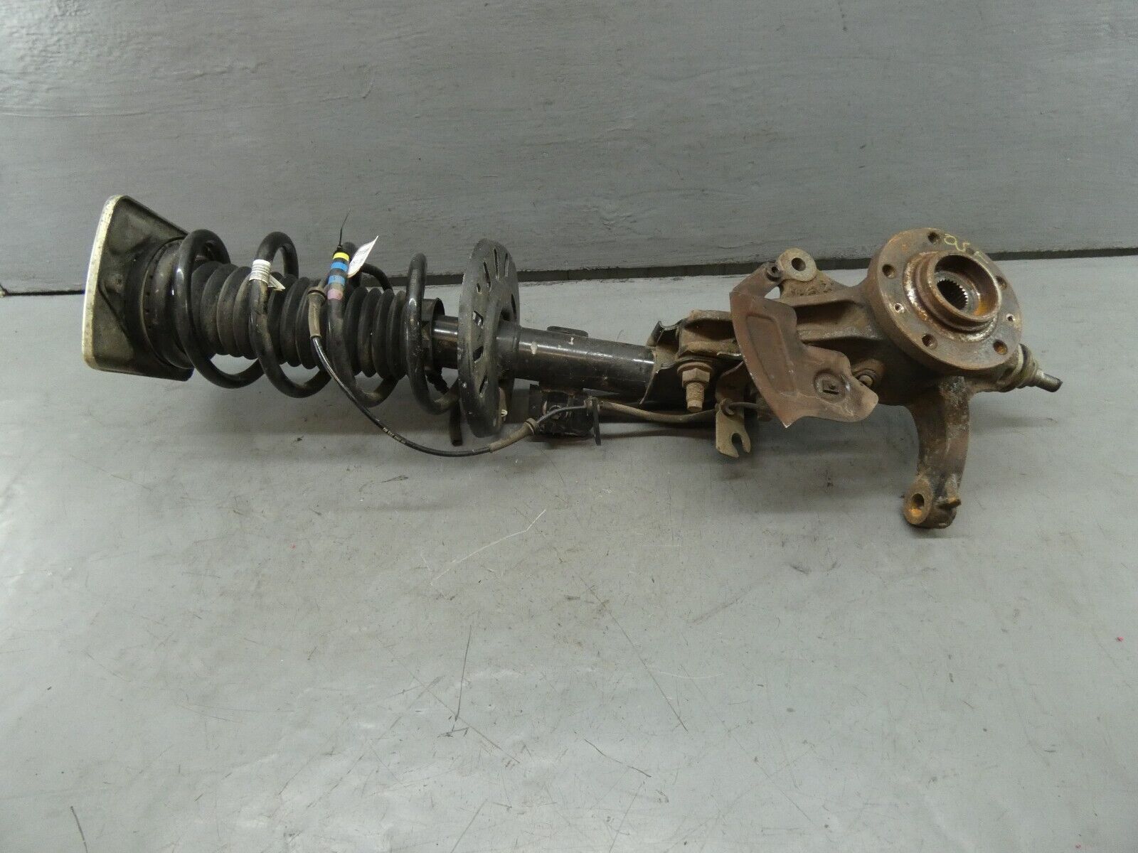 Peugeot Expert Drivers Offside Front Shock & Hub Suspension 1.6HDI 2018 - Chrispin's Used Car Spares