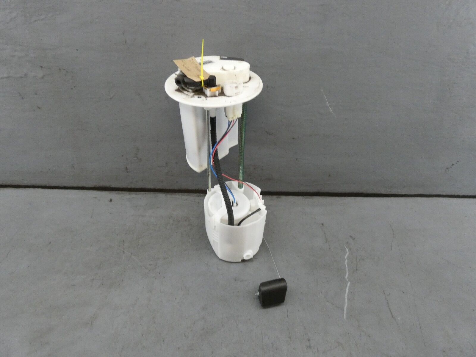 Toyota Yaris Petrol Fuel Pump 1.5 VVTI 2017 - 77704-0D090 - Chrispin's ...