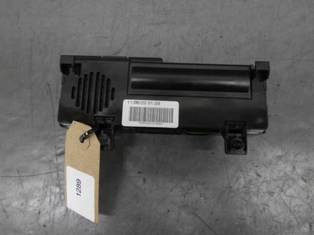 Vauxhall Vivaro Bluetooth Control Module 2.0HDI 2020 - 9831611580-04 ...