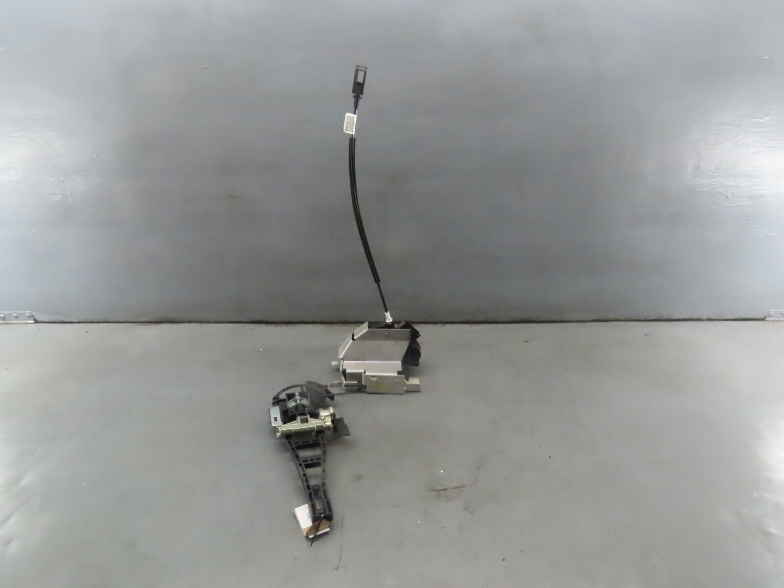 Ford Transit 350 Tipper Drivers Offside Rear Door Lock Latch Motor 2 ...