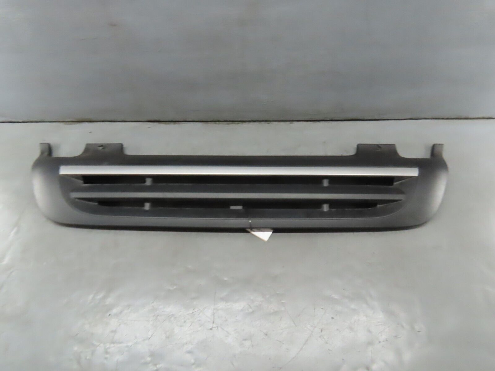 DAF FA 45 140 Front Grill Grille 2013 - Chrispin's Used Car Spares