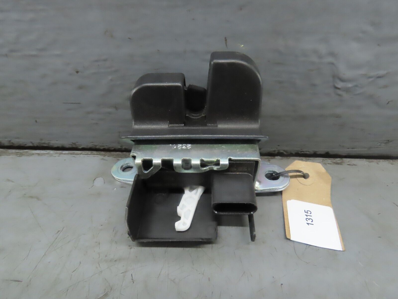 VW Volkswagen T-Cross Rear Tailgate Hatch Boot Lock Latch Catch 5dr 1.0 ...
