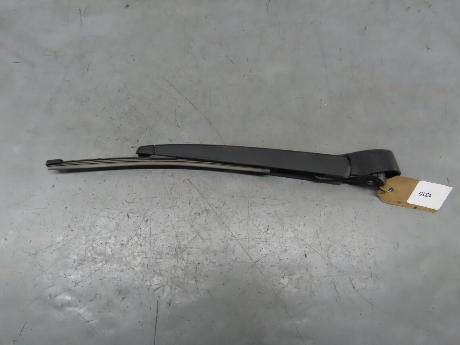 VW Volkswagen T-Cross Rear Wiper Arm 5dr 1.0 TSI 2021 - Chrispin's Used ...