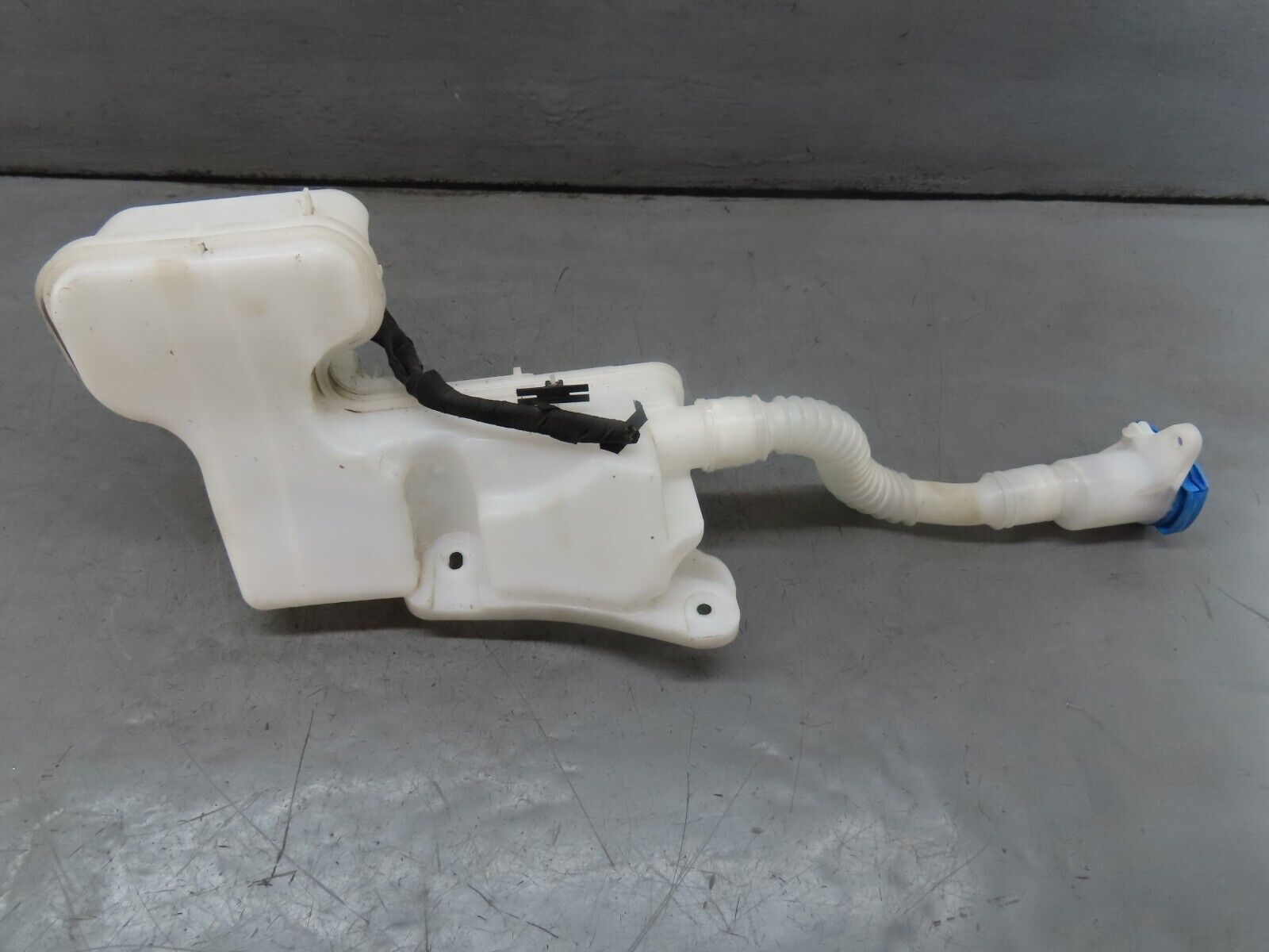 VW Volkswagen T-Cross Washer Bottle 5dr 1.0 TSI 2021 - 2GM955448C ...