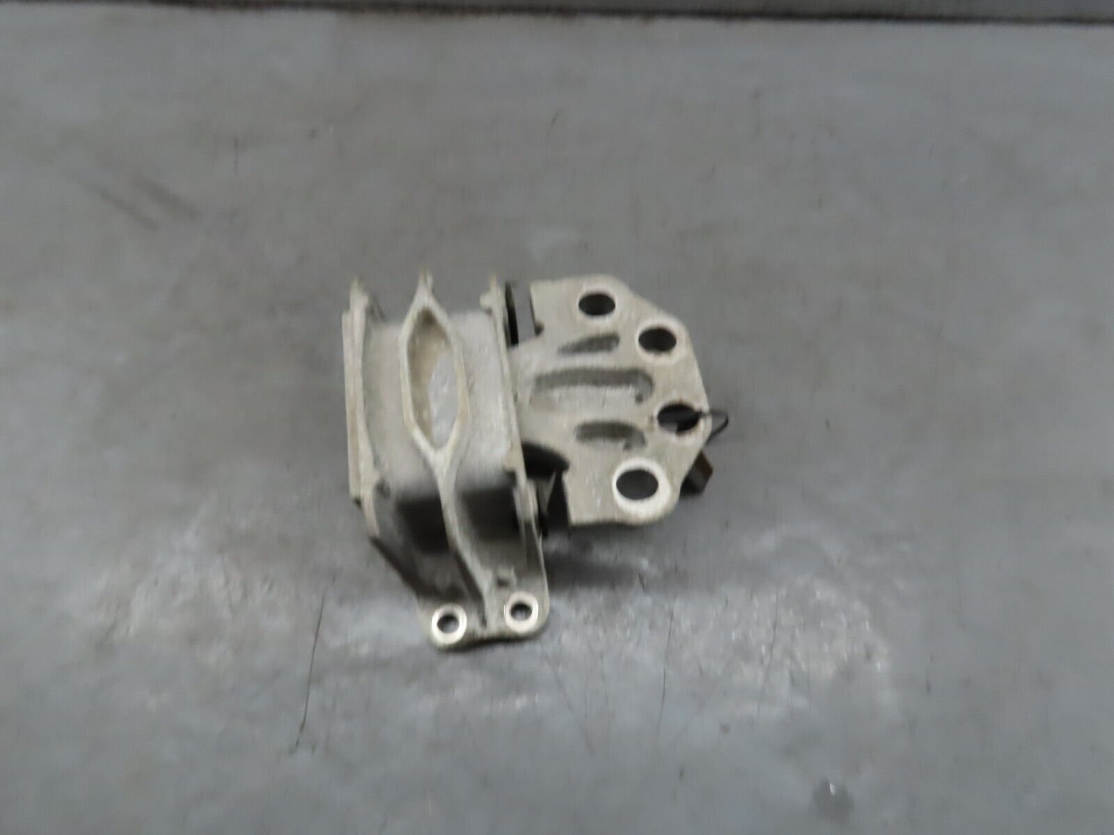 Ford Transit Custom Engine Mount 2.0TDCI 2022 - GK21-6F012-CD ...