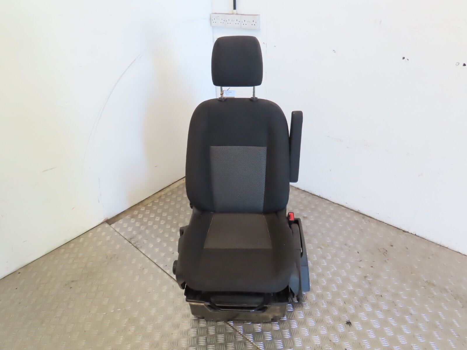 Ford Transit Minibus Drivers Offside Front Seat 2.2TDCI 2014 - Chrispin ...