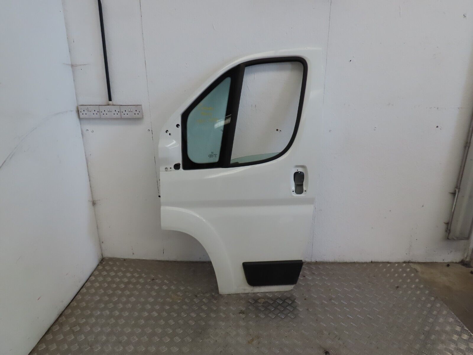 Citroen Relay Passenger Nearside Front Door 2.2HDI 2019 (WHITE ...