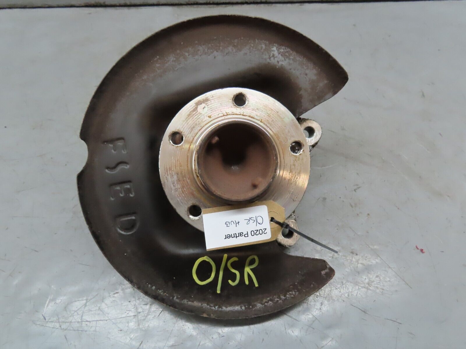 Peugeot Partner Drivers Offside Rear Wheel Hub 1.5HDI 2020 - Chrispin's ...