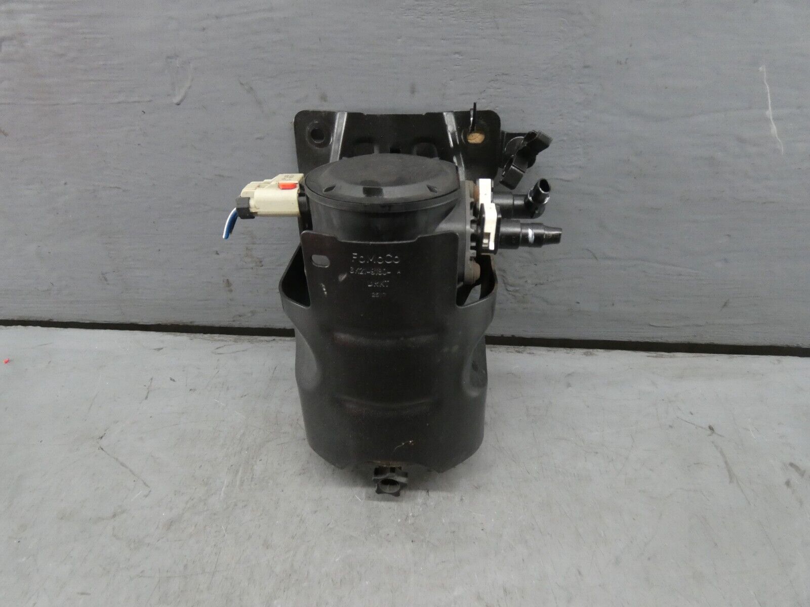 Ford Transit 350 Fuel Filter Housing 2.0TDCI 2017 - Chrispin's Used Car ...