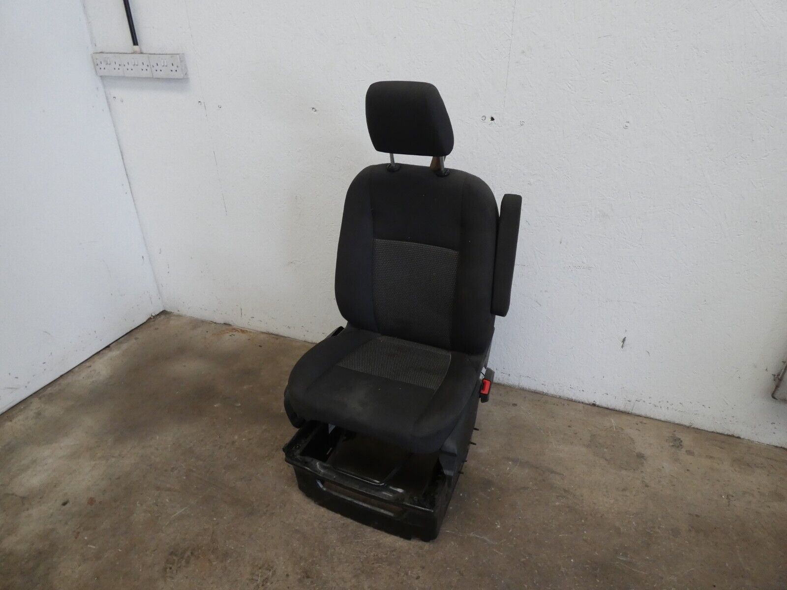 Ford Transit 350 Drivers Offside Front Seat 2.0TDCI 2019 - Chrispin's ...