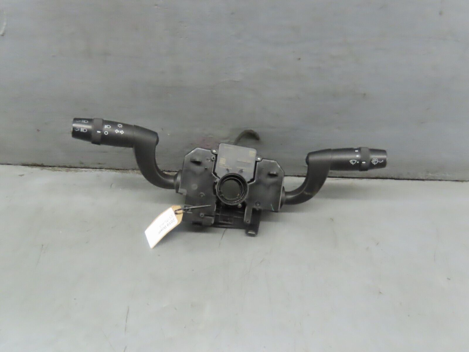 Peugeot Boxer Indicator Headlight & Wiper Stalks 2.0HDI 2019 ...