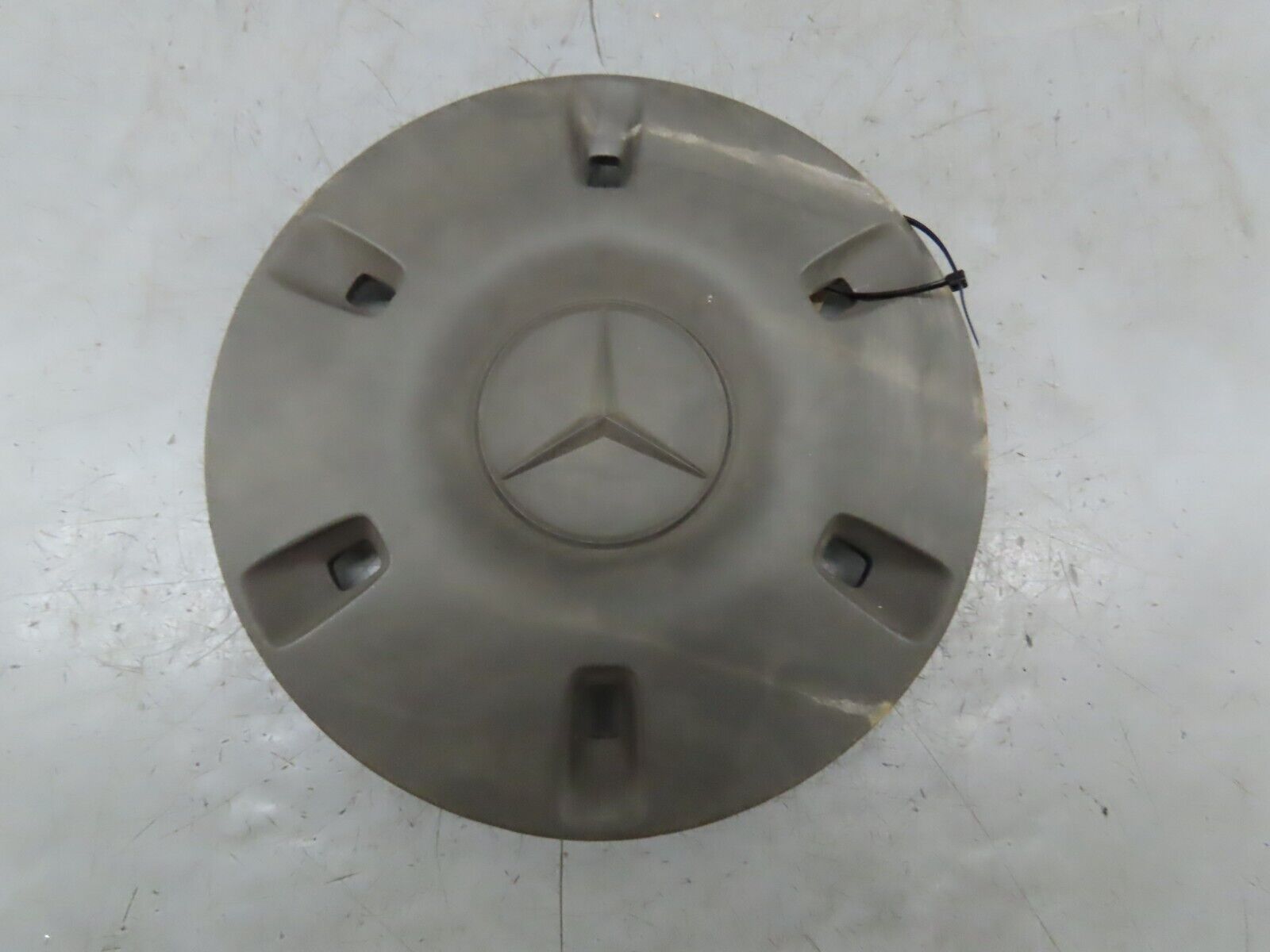 Mercedes Sprinter Wheel Centre Cap 2.1CDI 2016 (A) - Chrispin's Used ...