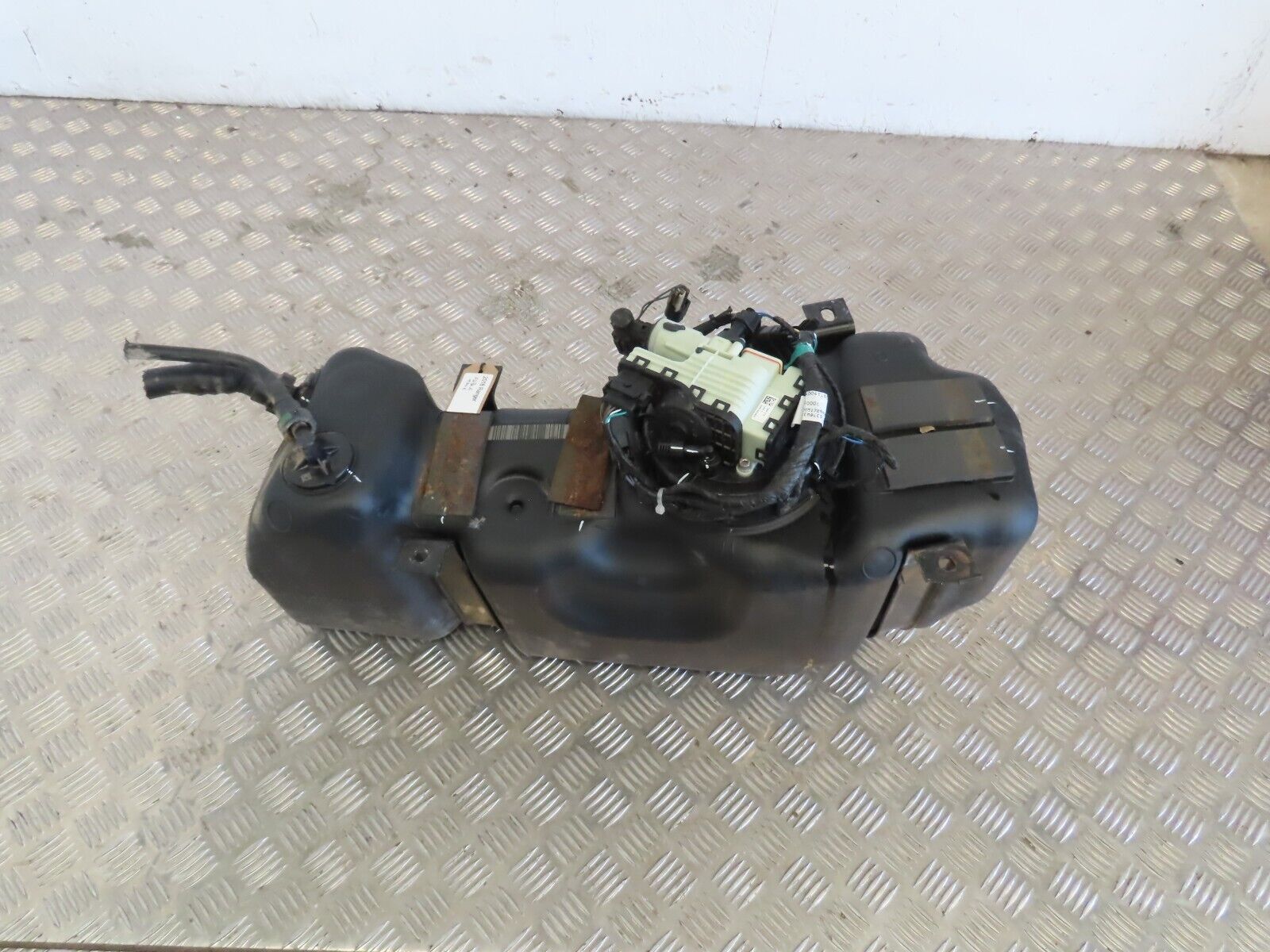 Ford Ranger Adblue Tank 2.2TDCI 2018 - Chrispin's Used Car Spares