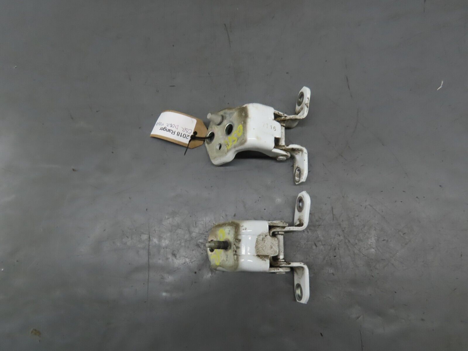 Ford Ranger Drivers Offside Rear Door Hinge Hinges 2.2TDCI 2018 (WHITE ...