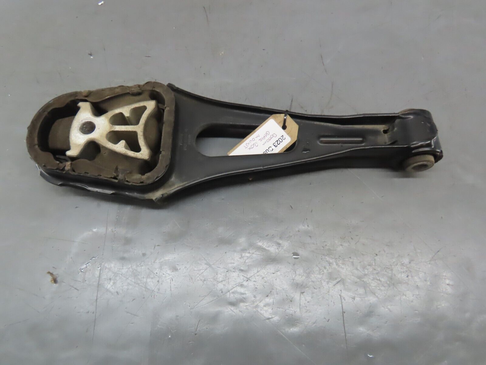 Ford Transit Custom Rear Bottom Gearbox Mount 2.0TDCI 2023 - BK21-8P082-AE - Chrispin's Used Car ...