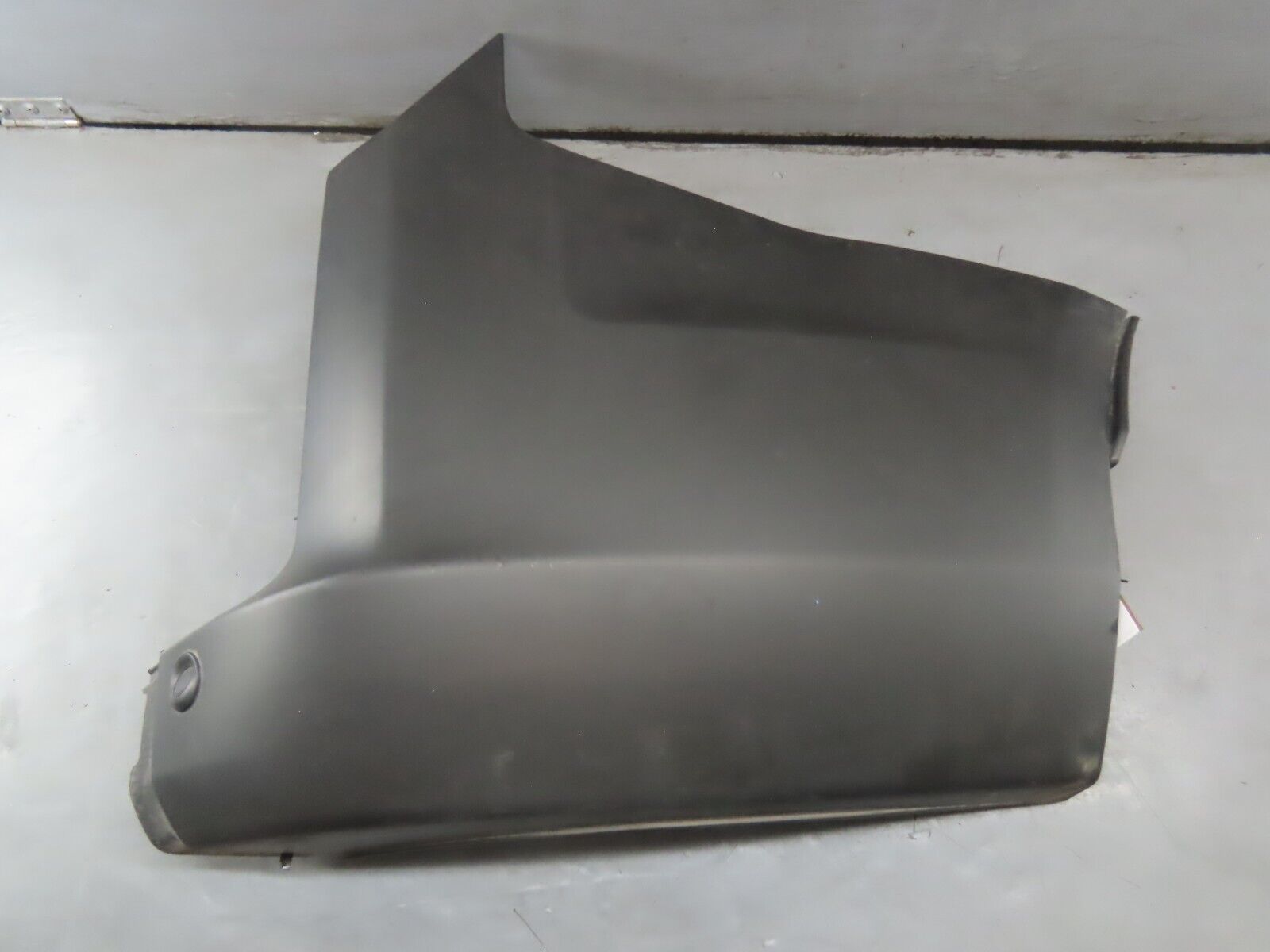 Ford Transit Custom Drivers Offside Rear Bumper Corner Panel 2023 ...