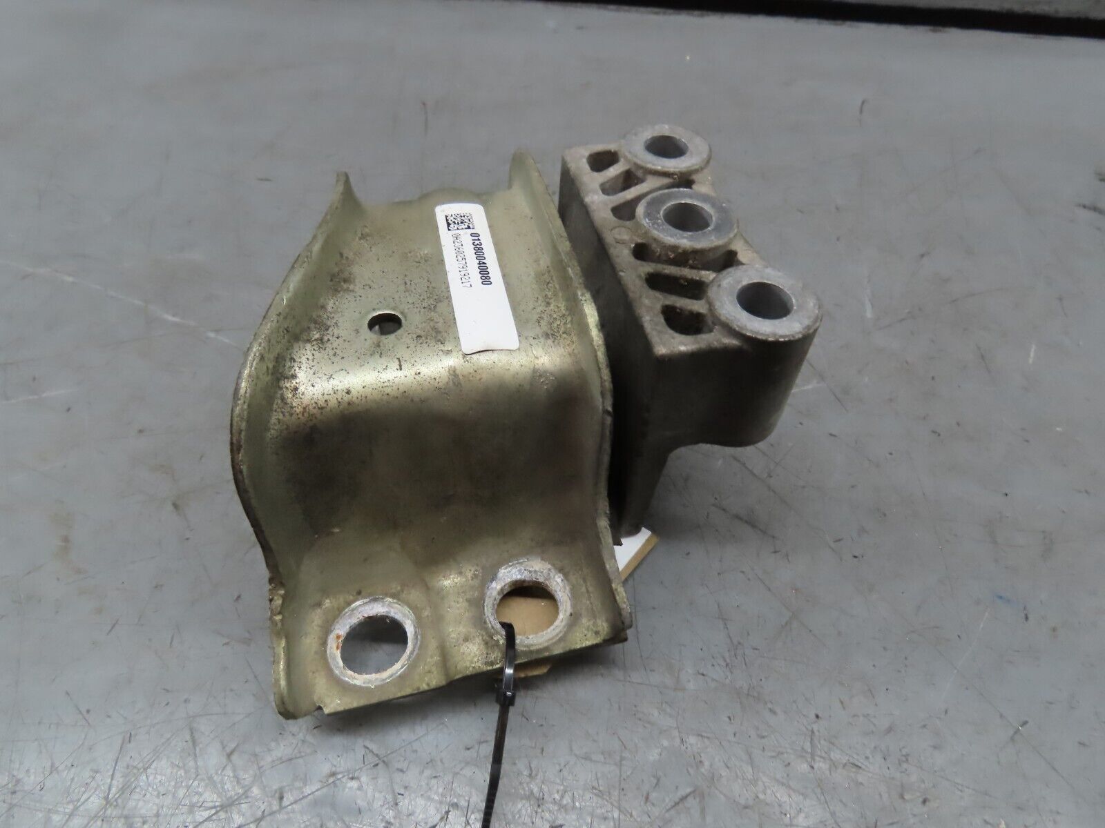 Peugeot Boxer Engine Mount 2.0HDI 2017 - 01380040080 - Chrispin's Used ...