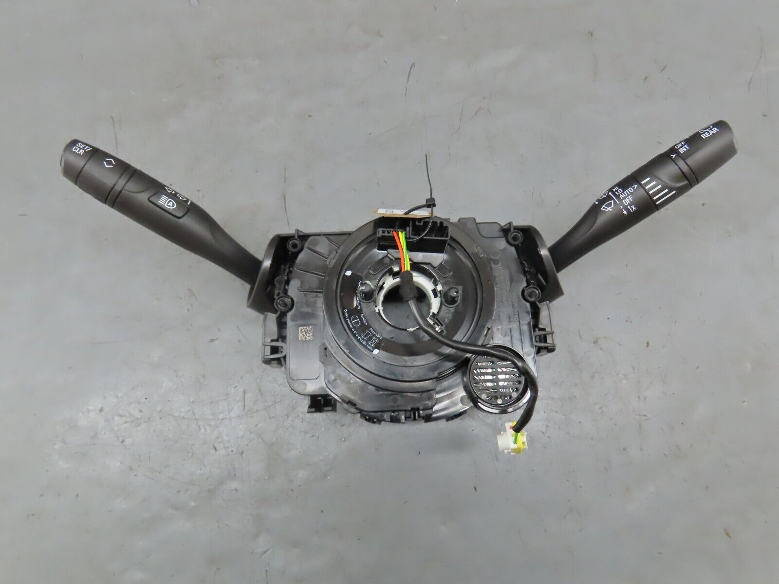 Vauxhall Combo Indicator Headlight & Wiper Stalks 1.5CDTI 2023 - 98421758YX - Chrispin's Used ...