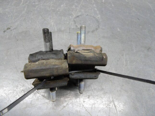 2014 Iveco Daily 50C15 3.0TD Engine Mount Mounts - Chrispin's Used Car ...