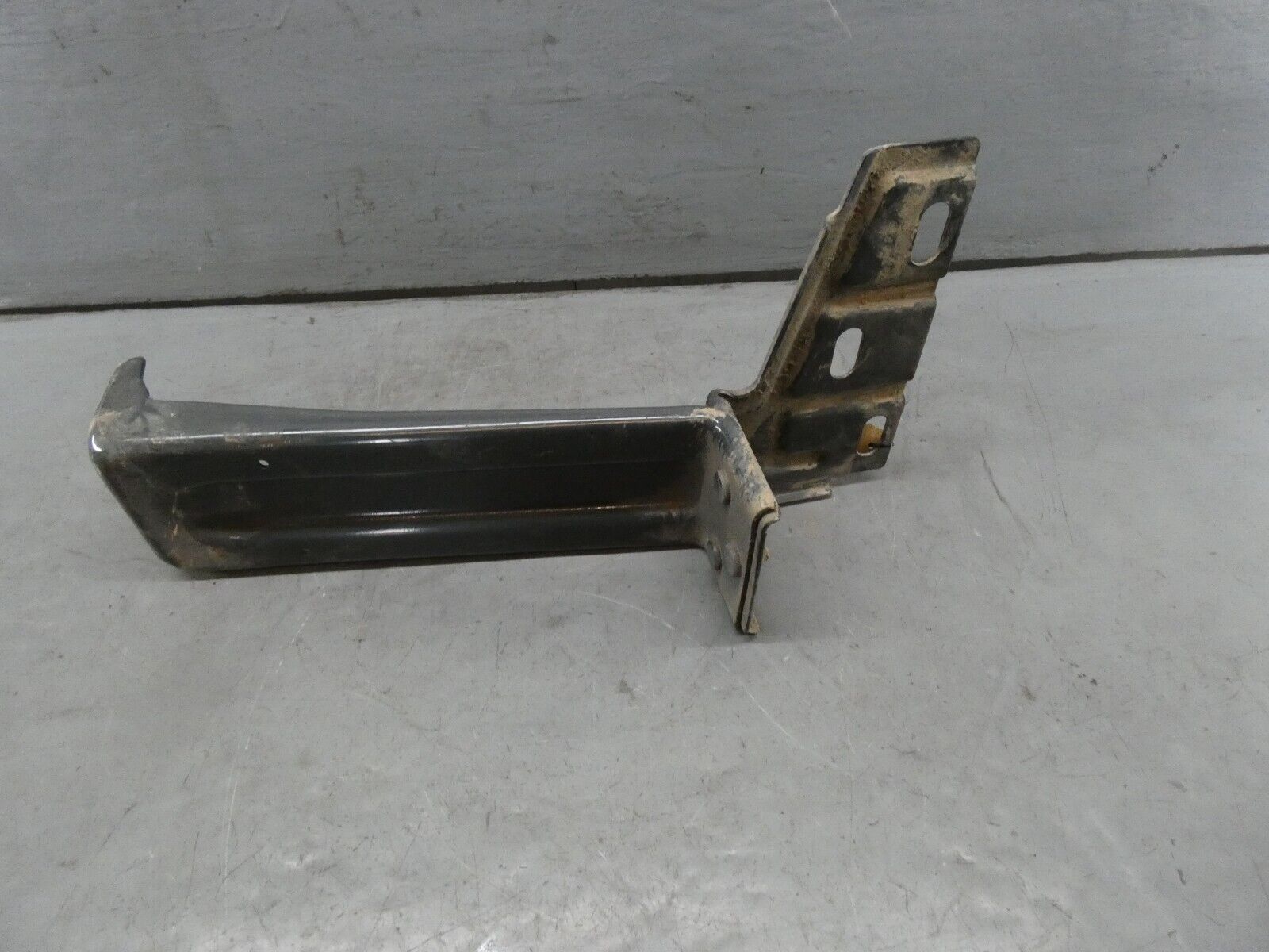 Iveco Daily Passenger Nearside Front Bumper Bracket 2.3TD 2016 ...