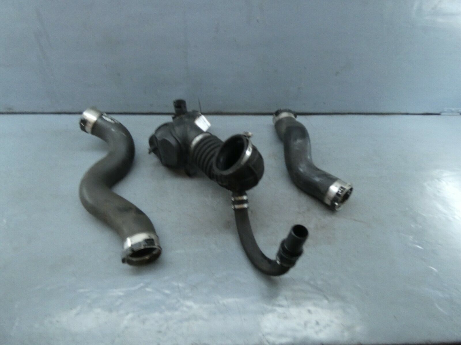 BMW 1 Series Intercooler Pipes Hoses 116D 2018 - Chrispin's Used Car Spares
