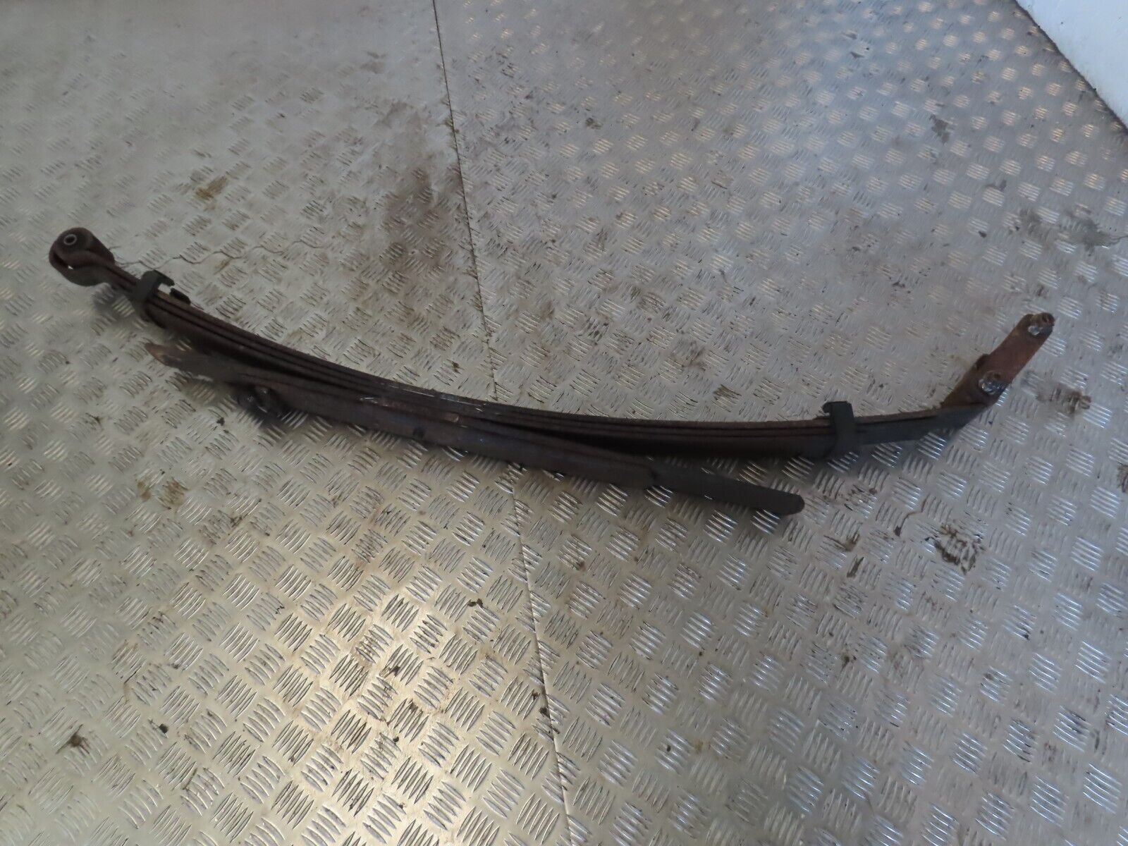 Isuzu D-Max Passenger Nearside Rear Leaf Spring 1.9DCB 2021 - Chrispin ...