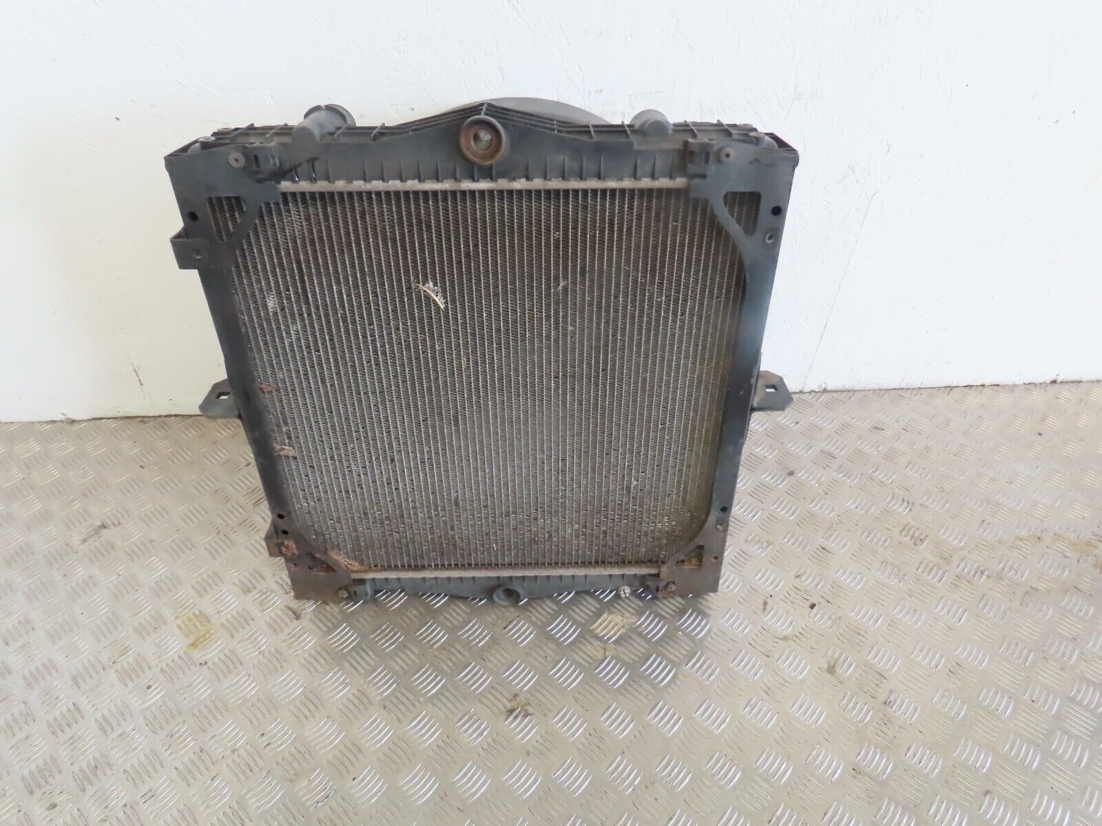 DAF FA 45 140 Radiator 2013 - Chrispin's Used Car Spares