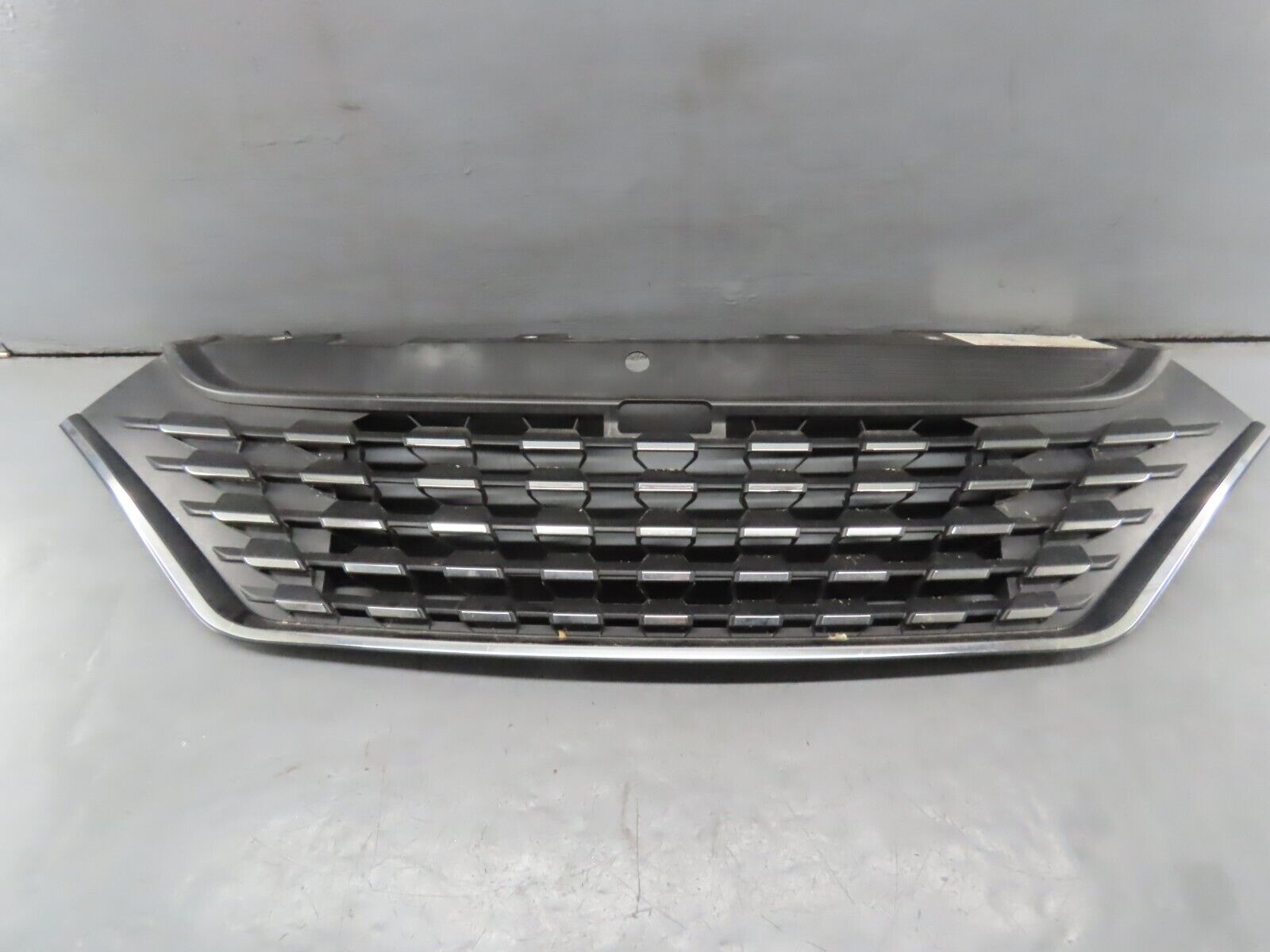 Iveco Daily Front Grill Grille 3.0D 2019 - 5802317677 - Chrispin's Used ...