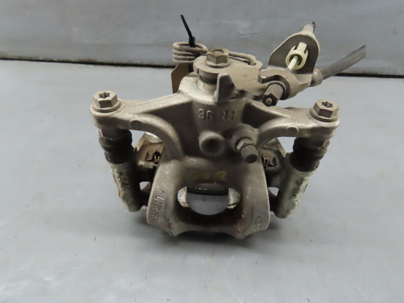 Ford Puma ST Line Drivers Offside Rear Brake Caliper 5dr 1.0 MHEV Auto ...