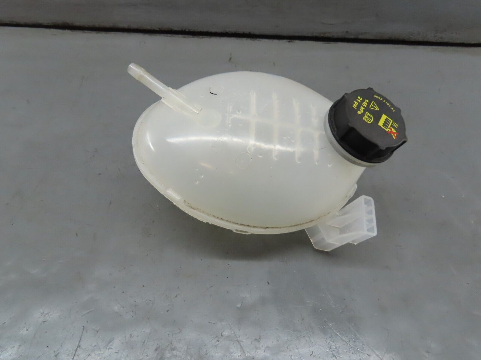 Ford Puma ST Line Expansion Coolant Header Tank 1.0 MHEV Auto 2022 ...