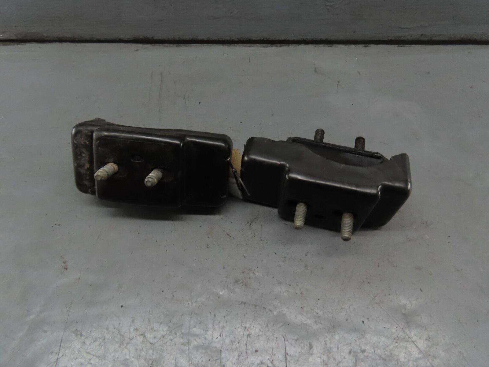 Iveco Daily Engine Mount Mounts 3.0D 2019 - Chrispin's Used Car Spares