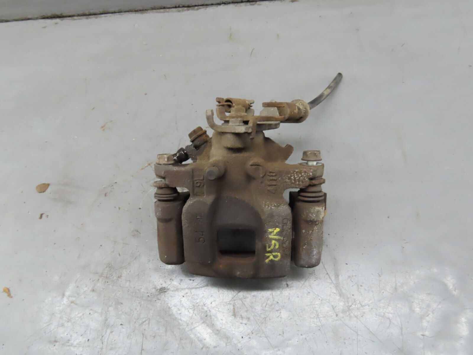 Mitsubishi ASX 3 Passenger Nearside Rear Brake Caliper & Carrier 1.6 ...