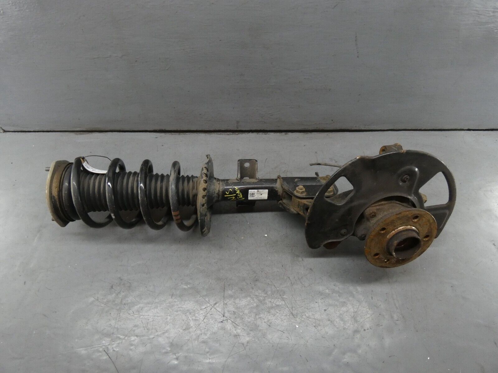 MAN TGE Passenger Nearside Front Shock & Hub Suspension 2.0TDI 2019 ...