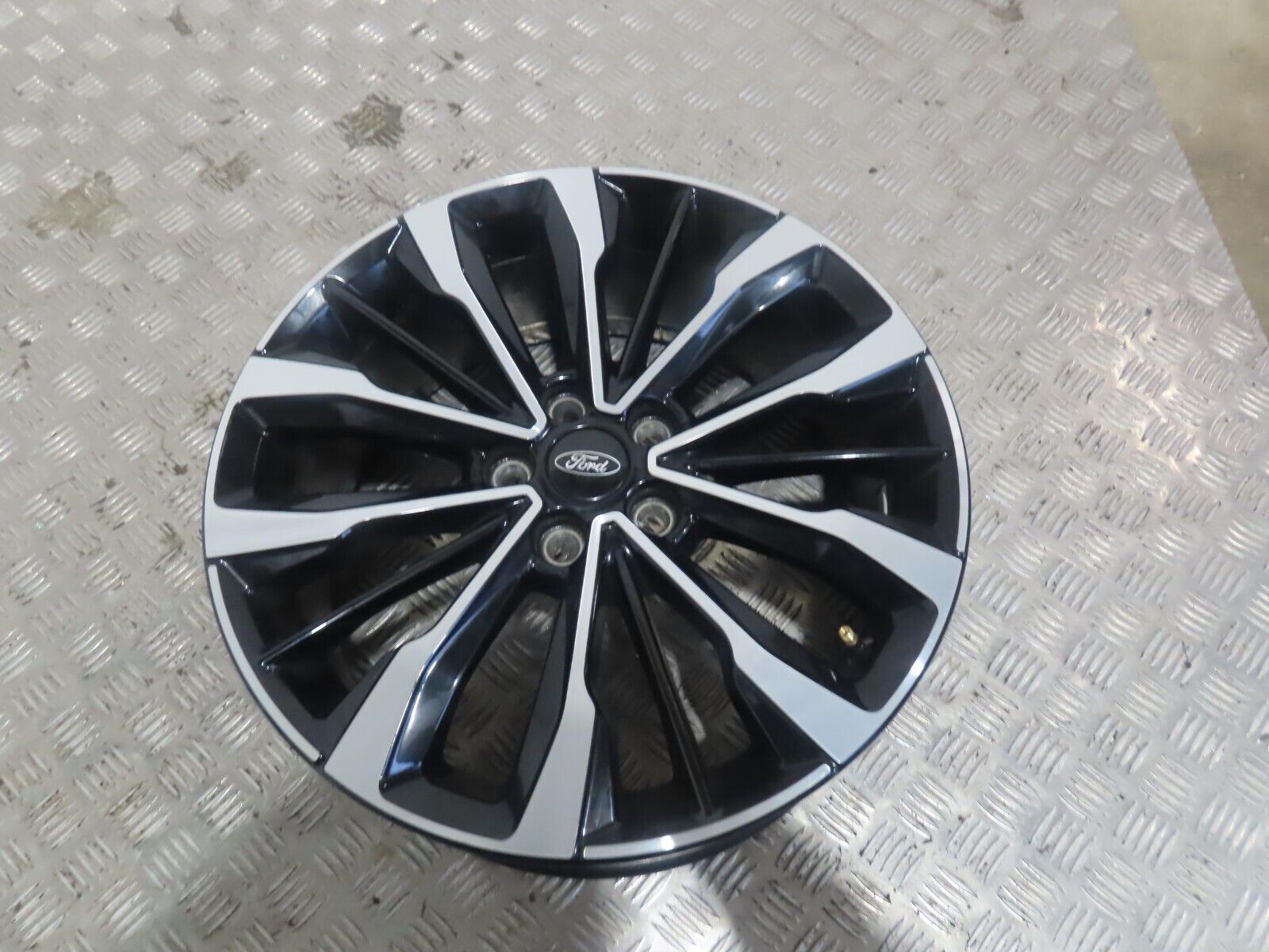 One 18" (2022) Ford Puma ST Line Alloy Wheel Rim (D) - 7Jx18 - ET47.5 ...